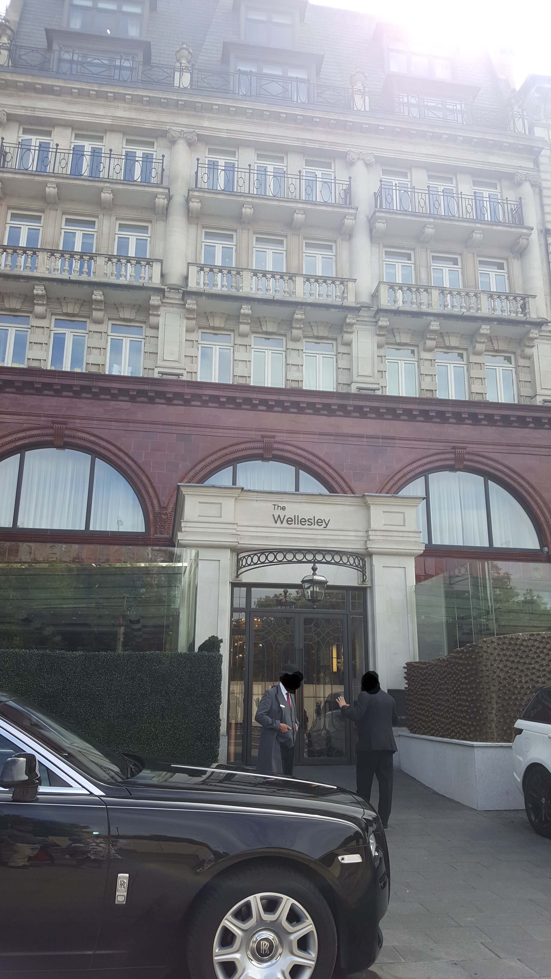 The Wellesley, London. – Sarnies Scones and Cakes