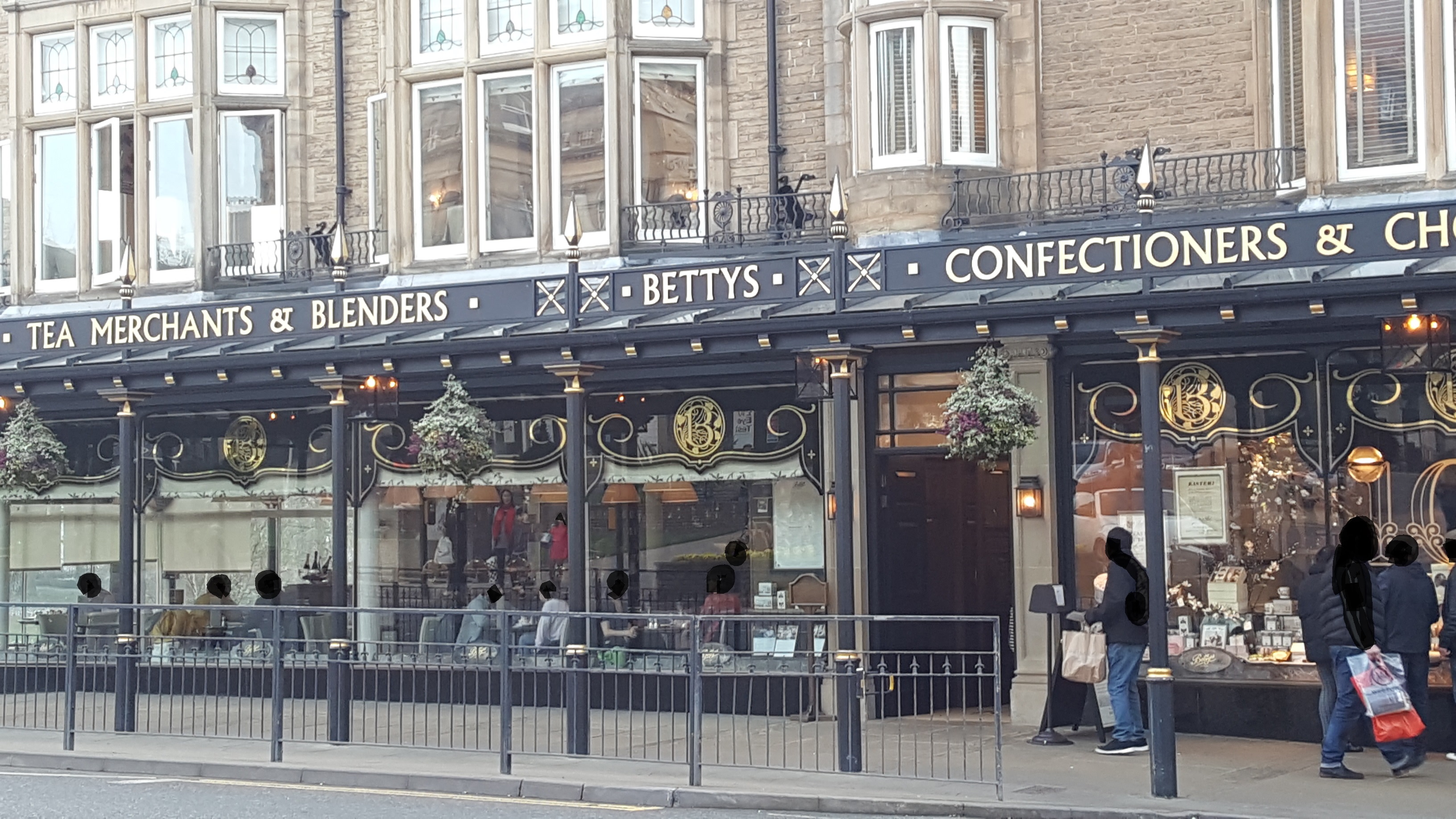 Bettys Café Tearooms, Harrogate, Yorkshire. Imperial Room. (Lady Betty ...